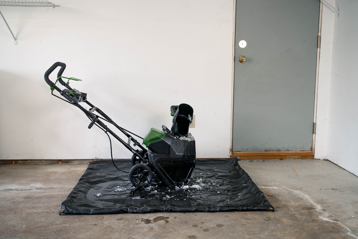 Snowblower Mats | Keep Water Off Garage Floor | Buy Today – AutoFloorGuard